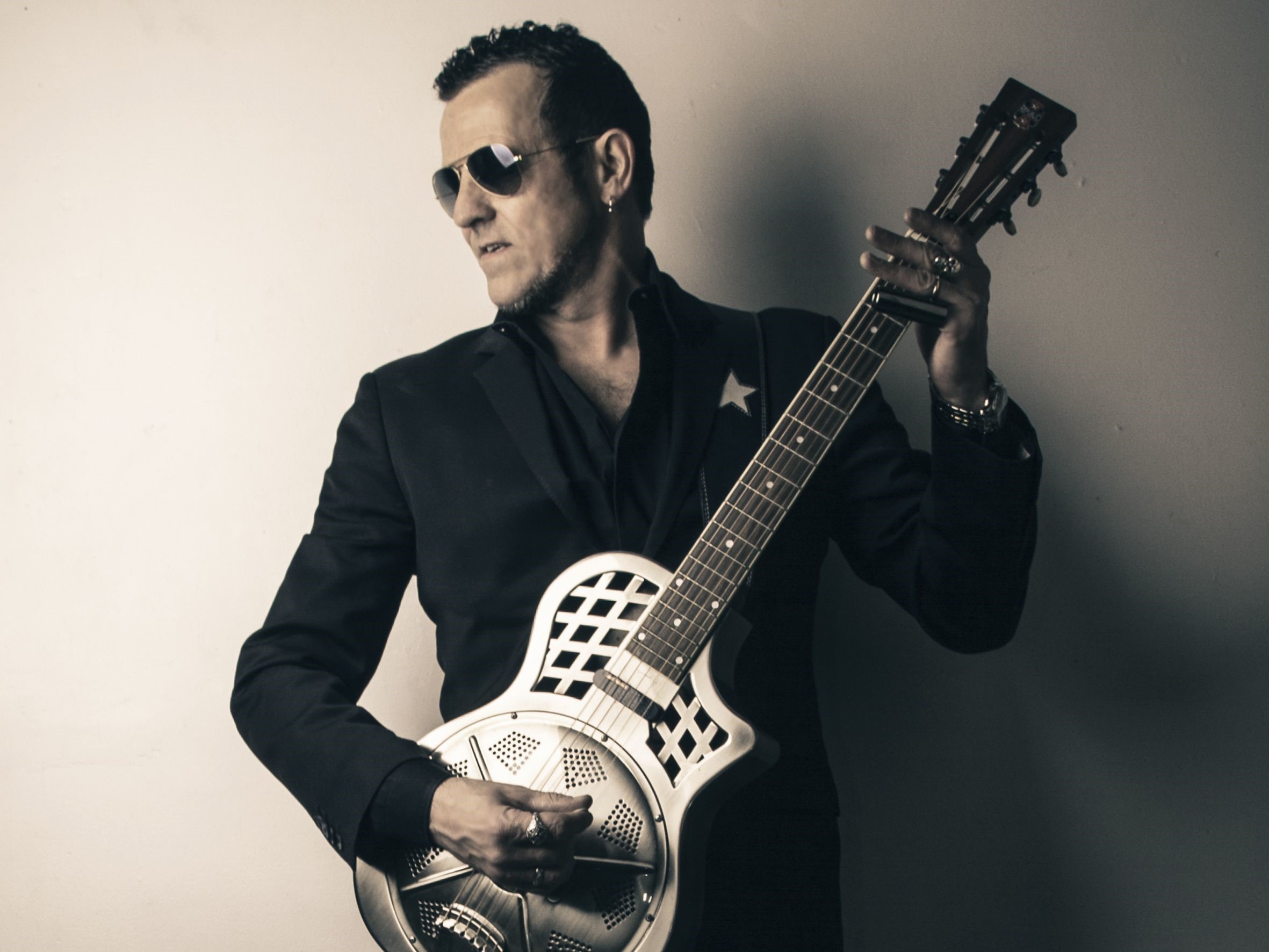 Gary Hoey Reveals Lyric Video For ‘Your Kind Of Love’ – ROCKPOSER DOT COM!